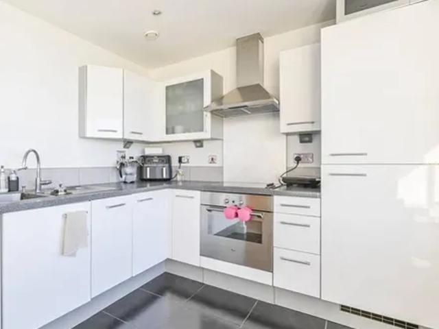 Adriatic Apartments, Western Gateway, London, E16 1BT, United Kingdom | 1 bed apartment for rent #139069335 | Rentberry