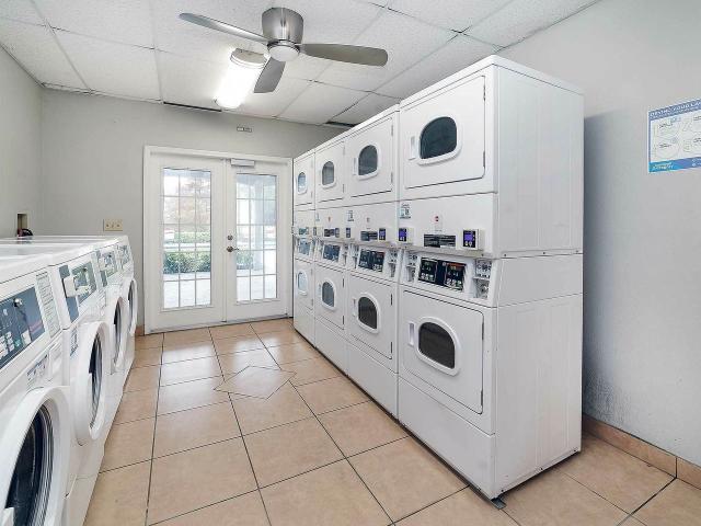 Advenir at The Oaks 2 Bedroom Apartment for Rent at 3100 Old Winter Garden Rd, Ocoee, FL 34761