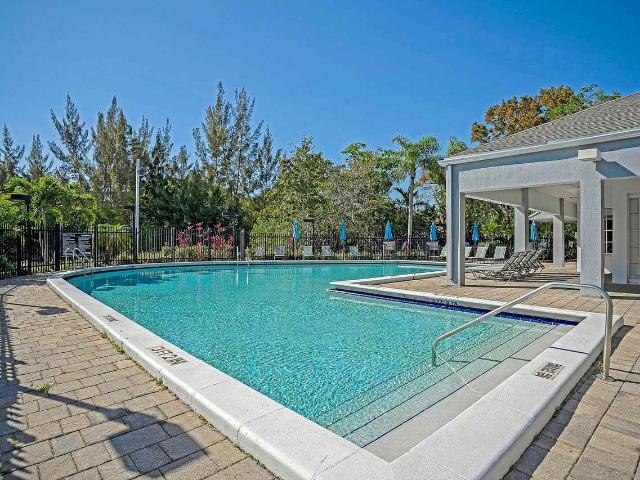 Advenir at Walden Lake 1 Bedroom Apartment for Rent at 950 Nw 214th St, Miami Gardens, FL 33169 Walden Garden