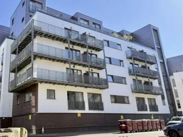 Advent 3, 1 Isaac Way, Manchester, M4 7LL, United Kingdom | 2 bed apartment for rent #166862561 | Rentberry