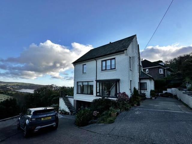 Adwalton, Clay Head Road,3 Bedroom House