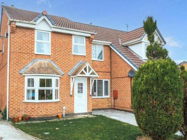 Adwick le street, Falcon Close, Doncaster, 3 Bedroom Semi detached