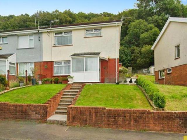 Ael Y Fro, Pontardawe, 3 Bedroom Semi detached