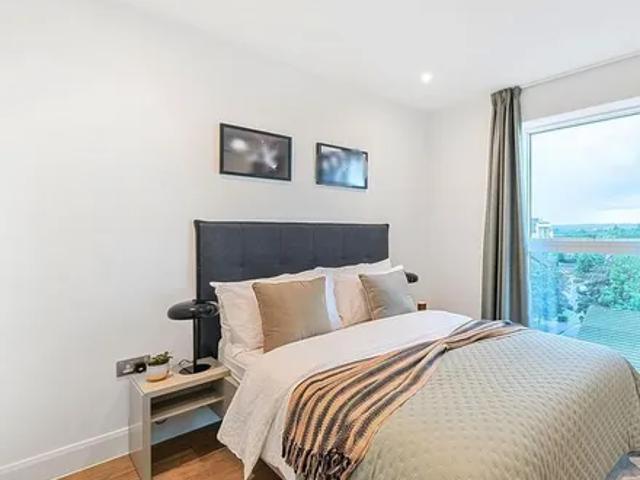 Aerial Square, London, NW9 5RF, United Kingdom | 2 bed house for rent #167642872 | Rentberry