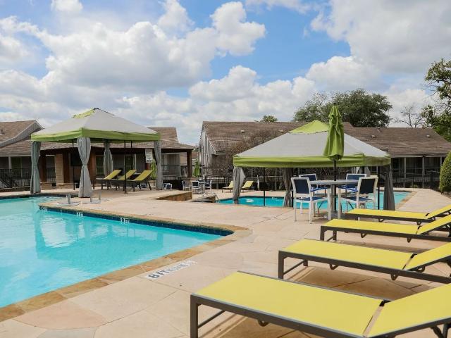Aero White Rock 1 Bedroom Apartment for Rent at 9857 Audelia Rd, Dallas, TX 75238 Lake Highlands