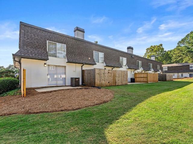 Aero 24Twenty 2 Bedroom Home for Rent at 2420 Heaton Dr, East Point, GA 30344