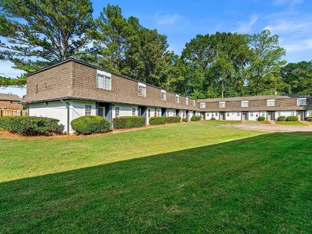Aero 24Twenty 3 Bedroom Home for Rent at 2420 Heaton Dr, East Point, GA 30344