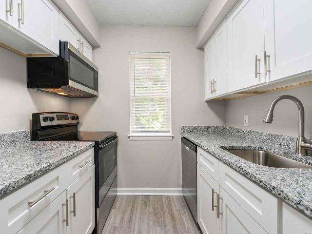Aero 24Twenty 3 Bedroom Home for Rent at 2420 Heaton Dr, East Point, GA 30344