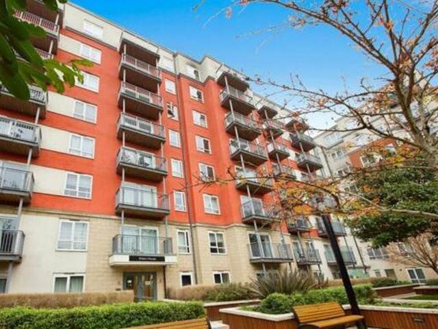 Aerodrome Road, London, 2 Bedroom Apartment