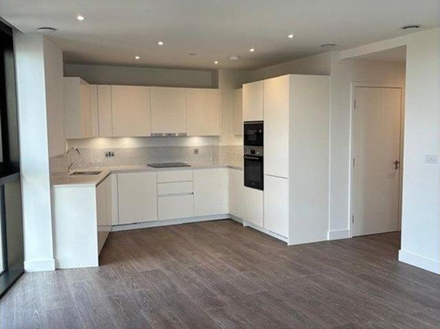 Affinity View, London E16, 2 bed flat to rent, £2,750 pcm | PrimeLocation