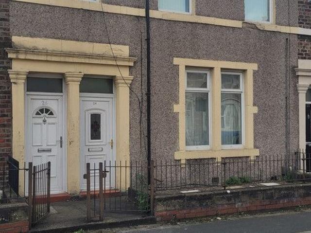 Affleck Street, Gateshead, 1 NE8, 2 bed flat to rent, £650 pcm | PrimeLocation
