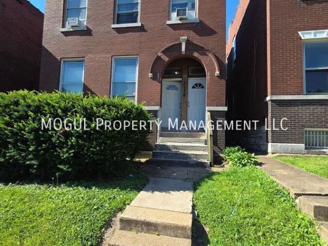 Affordable ALL ELECTRIC with Central A/C and bonus room on Keokuk