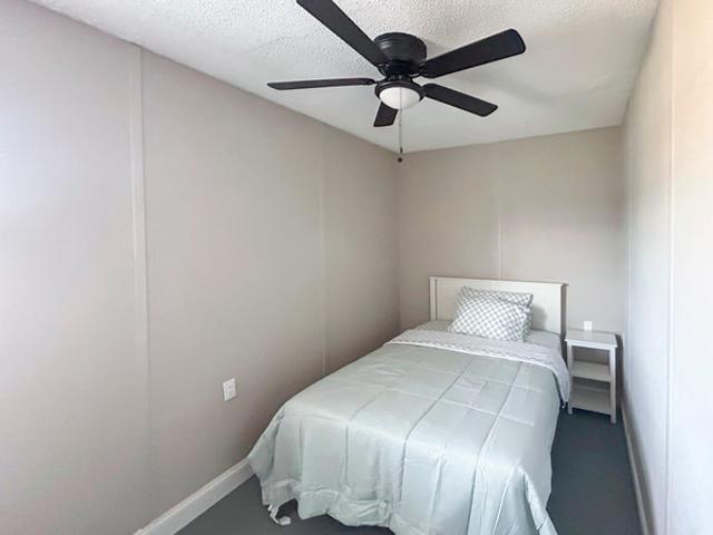 Affordable And Clean Furnished Room For Rent In Quiet Marion Oaks Home