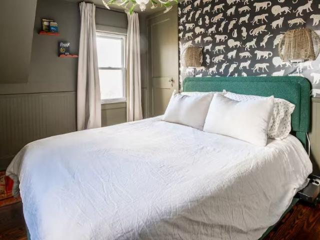 Affordable Furnished Room – Great Deal