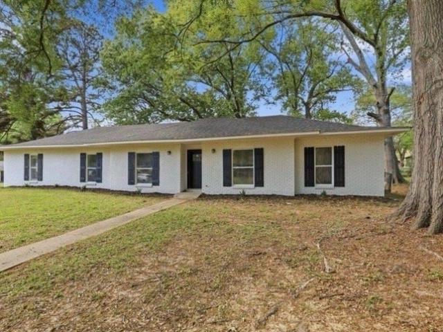 Affordable Room for Rent in Safe Clinton Community