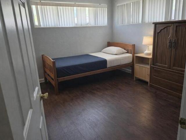 Affordable Rooms Near Downtown Jacksonville – Move In Ready
