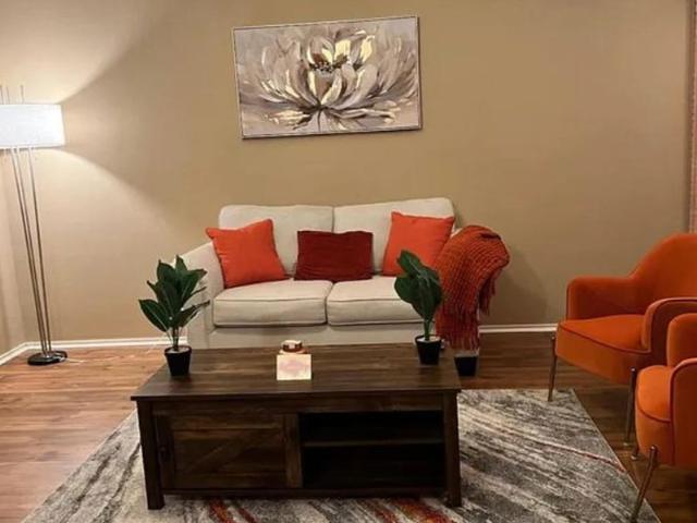 Affordable rooms within walking distance of utsa