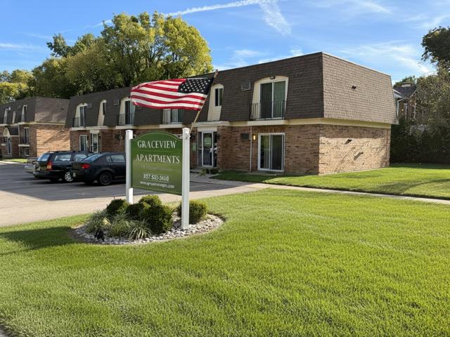 Affordable, Spacious & Convenient Living in Troy, OH 2 Bedroom Apartment for Rent at 1211 W Main St, Troy, OH 45373