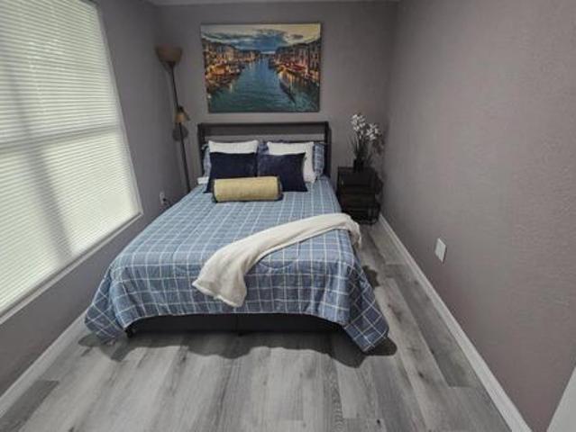 Affordable & Spacious Room in a Beautifully Remodeled Waterfront Home – Utilities included!