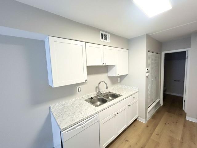 Affordable, Spacious Townhome Living in Middletown 4 Bedroom Apartment for Rent at 4373 Bonita Dr, Middletown, OH 45044