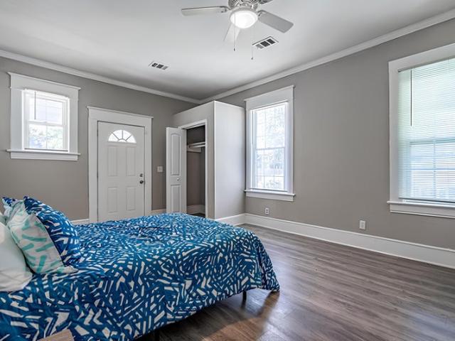 Affordable Yet Stylish Oakland City Home, a Minut