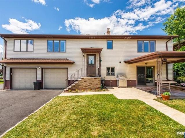 Aka Bogert Pl, Clifton, Home For Sale