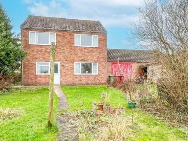 Akeferry Road, Westwoodside, 3 Bedroom Detached