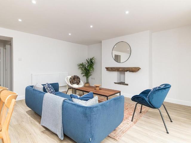 Akenside Terrace, Jesmond, Newcastle Upon Tyne NE2, 2 bed flat to rent, £1,450 pcm | PrimeLocation