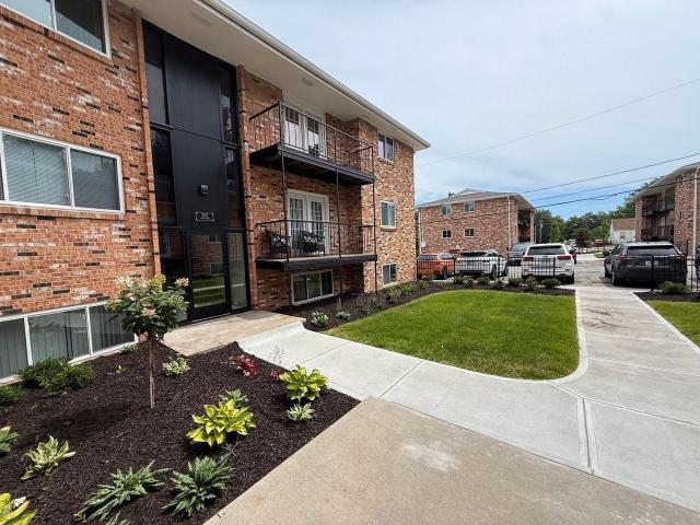 Aksarben Flats 1 Bedroom Apartment for Rent at 2520 S 60th St, Omaha, NE 68106