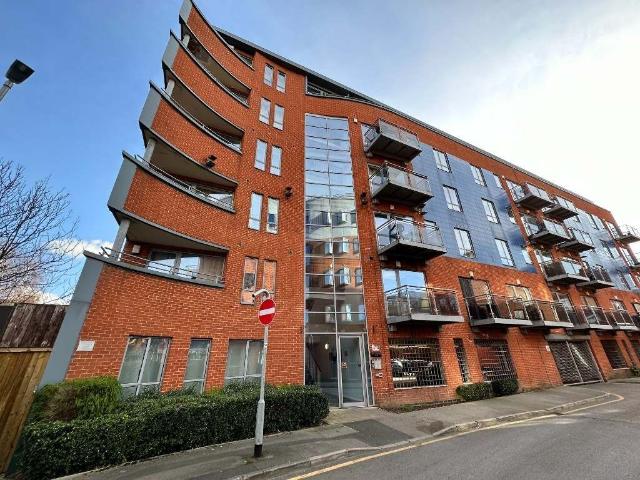 Ahlux House, Millwright Street LS2, 1 bed flat to rent, £825 pcm | PrimeLocation