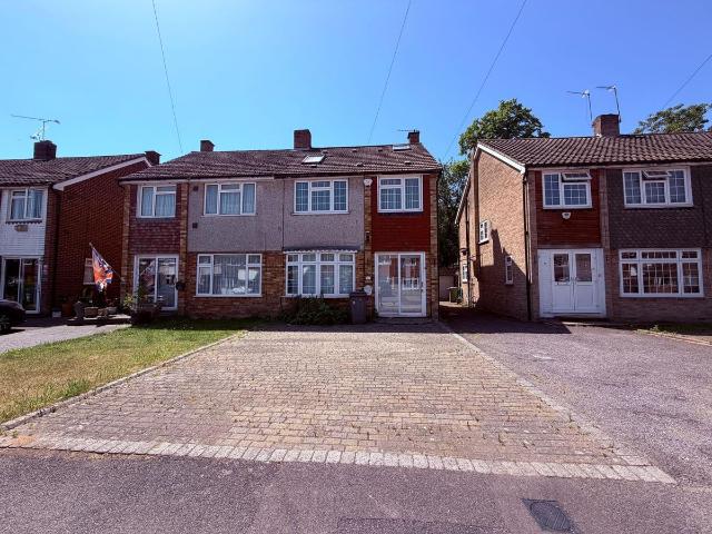 Aintree Cl, Colnbrook, Slough SL3, 6 bed semi detached house to rent, £5,999 pcm | PrimeLocation
