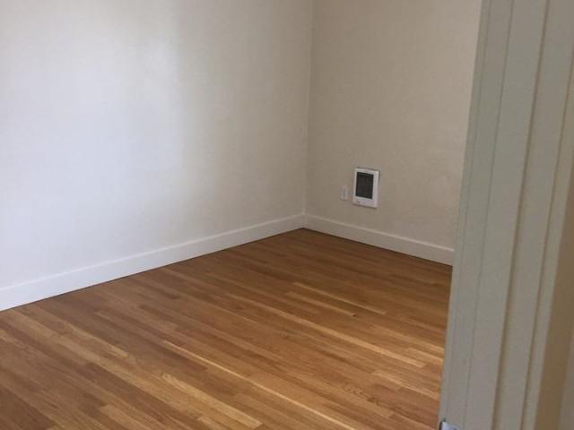 Ainsworth 2 Bedroom Apartment for Rent at 2801 N Ainsworth St, Portland, OR 97217 Arbor Lodge