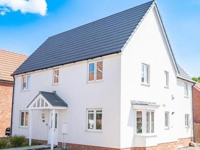 Ainsworth Drive, Felsted, 4 Bedroom Detached