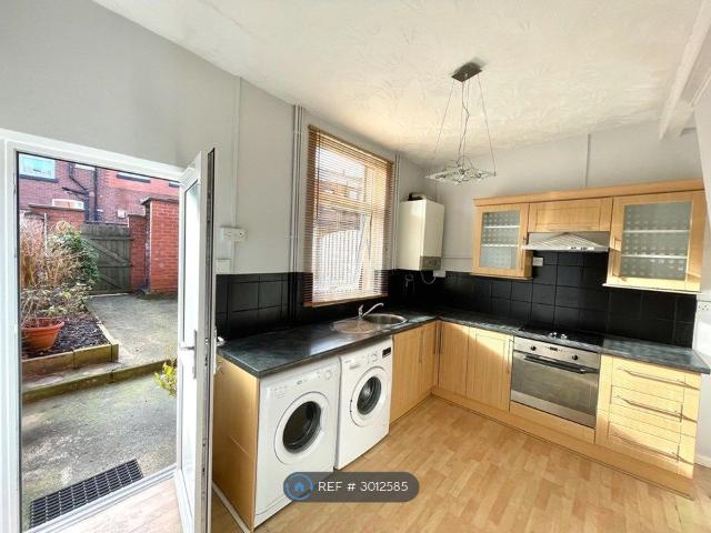 Ainsworth Street, Bolton BL1, 2 bed terraced house to rent, £850 pcm | PrimeLocation