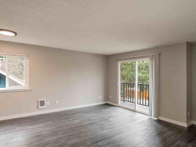 Air 2 Bedroom Apartment for Rent at 9556 Sand Point Way Ne, Seattle, WA 98115 Lake City