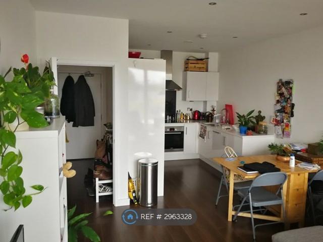Aird Point, London E16, 1 bed flat to rent, £1,725 pcm | PrimeLocation