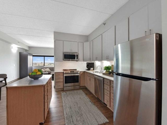 AIRE MSP Apartments Studio Apartment for Rent at 3 Appletree Sq, Bloomington, MN 55425 South Loop