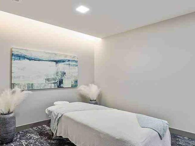 Airie Apartments 1 Bedroom Apartment for Rent at 800 S Valentia St, Denver, CO 80247 Windsor