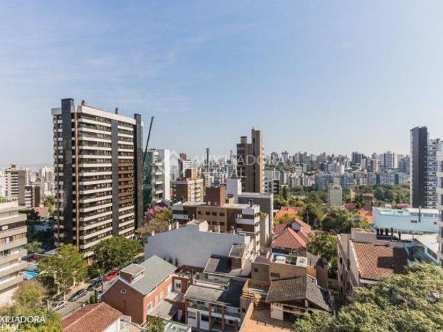 AO LADO DO CLUBE UNIÃO, ESPAÇO E CONFORTO