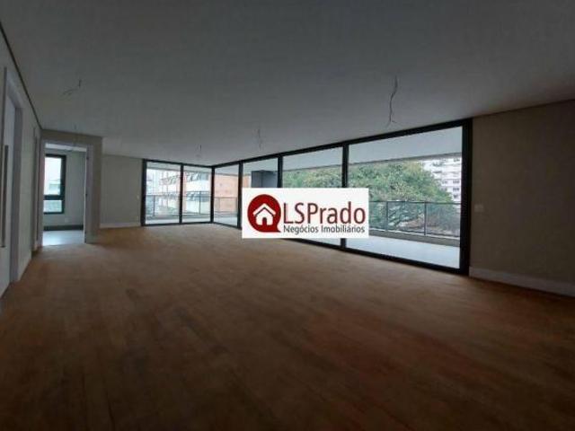 Ao lado do Shop. Higienopolis, 4 suítes, varanda gourmet e 5 vagas!