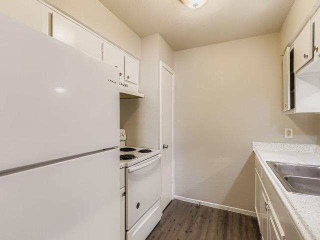 Alma North Plaza 2 Bedroom Apartment for Rent at 1007 E Rundberg Ln, Austin, TX 78753 Heritage Hills