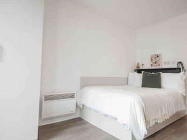 Alma Court, Canterbury Has an Apartment