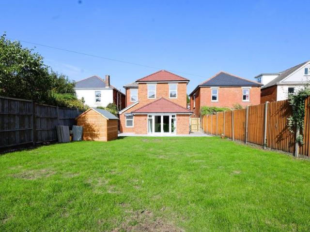 Alma Road, Bournemouth BH9 8 bed property to rent £5,000 pcm £1,154 pw
