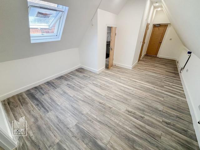 Alma Road, Enfield EN3, 1 bed flat to rent, £1,350 pcm | PrimeLocation