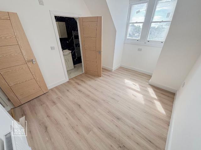 Alma Road, Enfield EN3, 2 bed flat to rent, £1,700 pcm | PrimeLocation