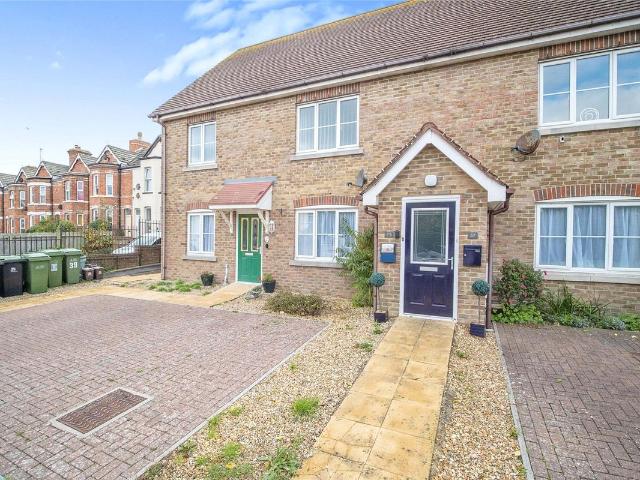 Alma Road, Weymouth DT4, 2 bed flat to rent, £1,225 pcm | PrimeLocation
