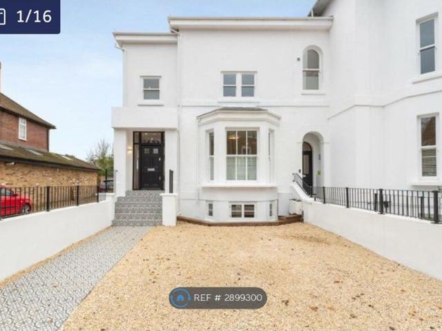 Alma Road, Windsor SL4, 5 bed end terrace house to rent, £8,250 pcm | PrimeLocation