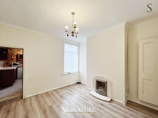 Alma Street, Leicester LE3, 3 bed terraced house to rent, £1,050 pcm | PrimeLocation