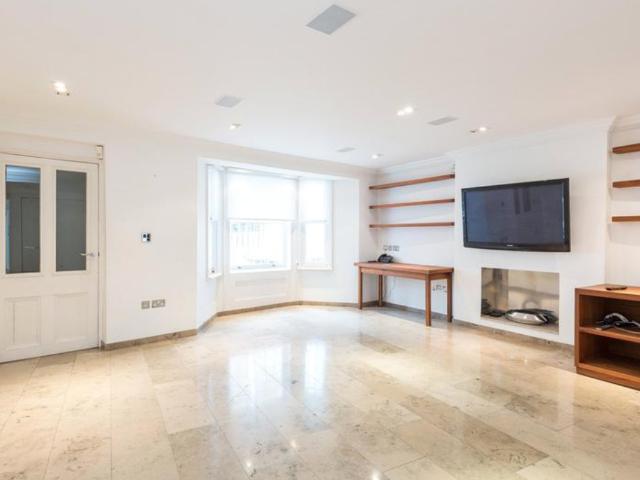 alma square location st johns wood nw8