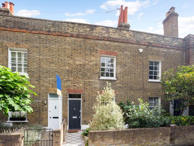Alma Terrace, London SW18, 2 bed terraced house to rent, £3,250 pcm | PrimeLocation
